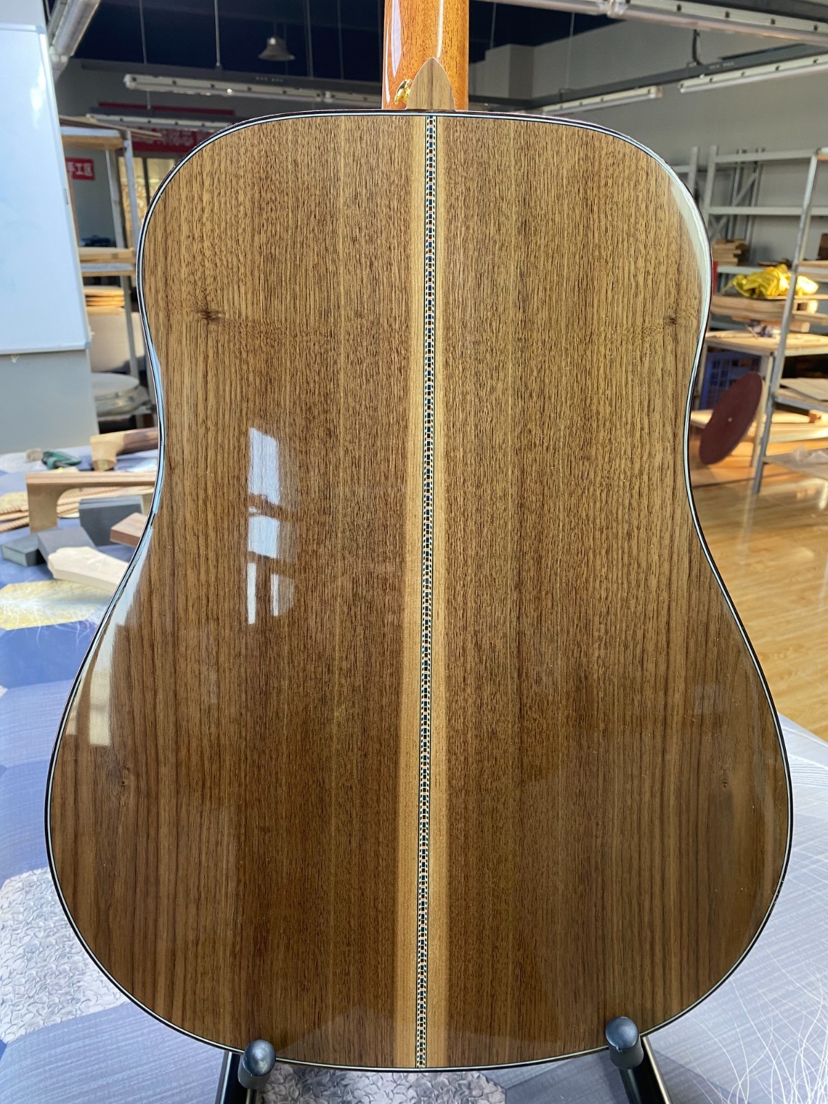 K576-41寸D桶云杉胡桃木本色亮光全单（厂新）